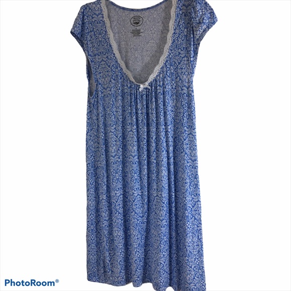 Laura Ashley | Intimates & Sleepwear | Laura Ashley Floral Nightgown ...